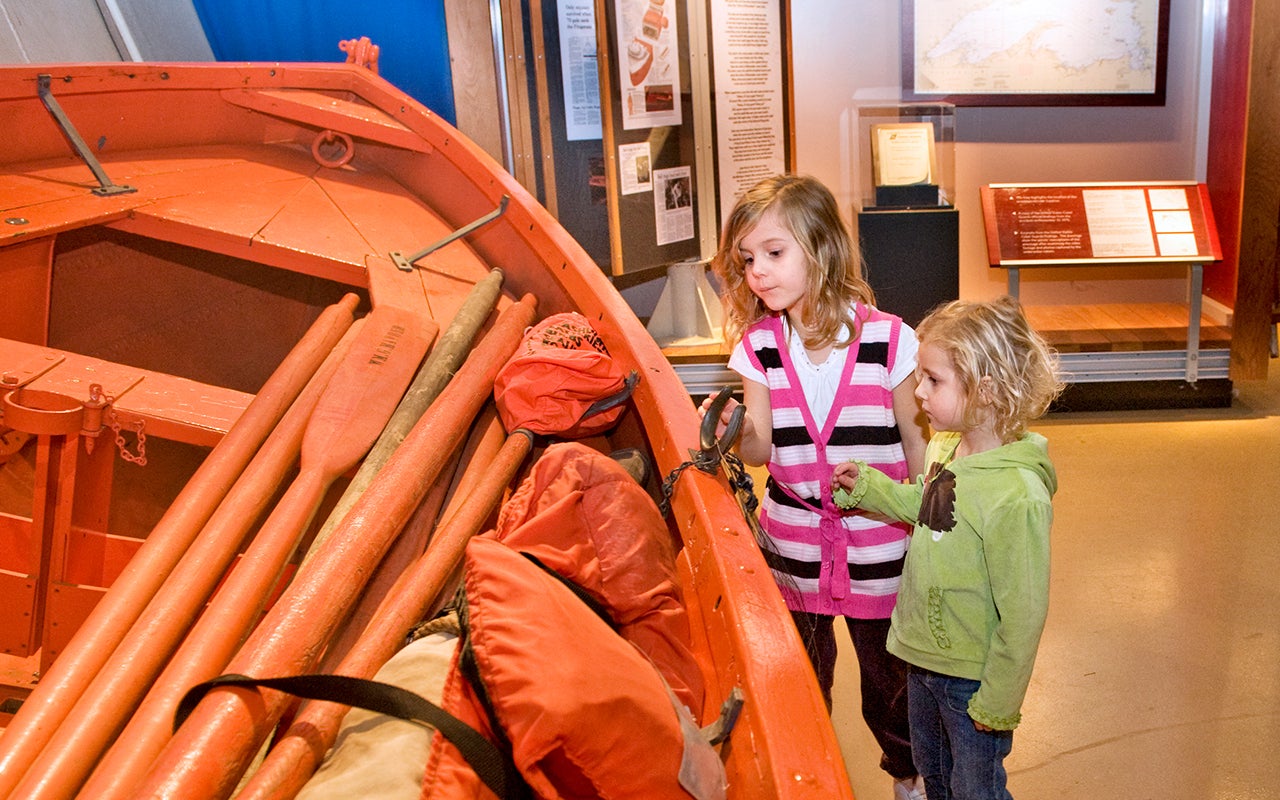 Grades 1-2 Field Trips | Great Lakes Science Center